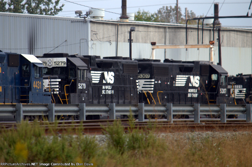 NS GP38-2s 5279 and 5307 at Pavonia Yard